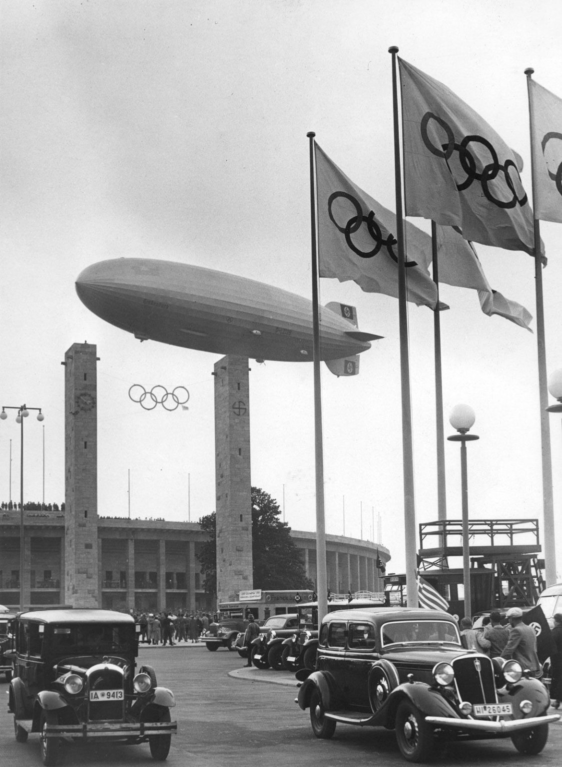 The Inspiring Story Of Jesse Owens And His Historic Moment At The 1936 ...